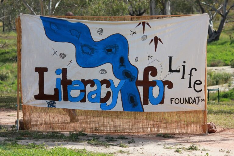 Jack Beetson receives Cuban award for work in adult literacy - Literacy ...